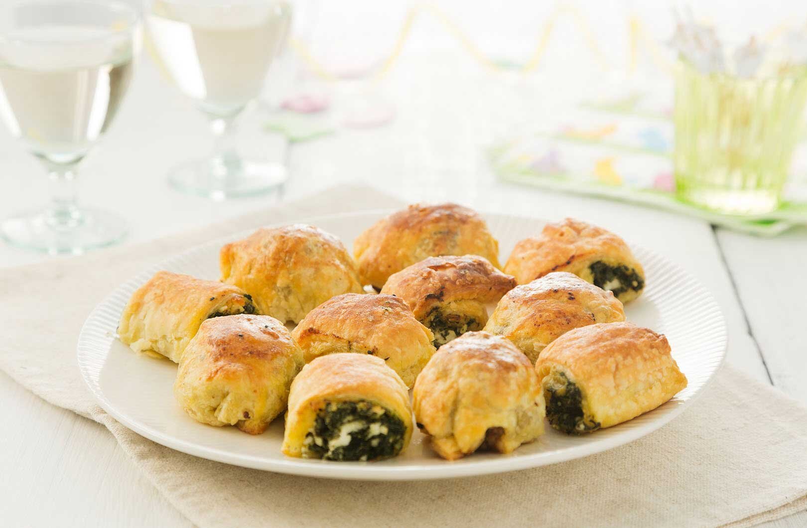 Recept: Mini pizza's van Italiaans Pizzadeeg - Koopmans.com