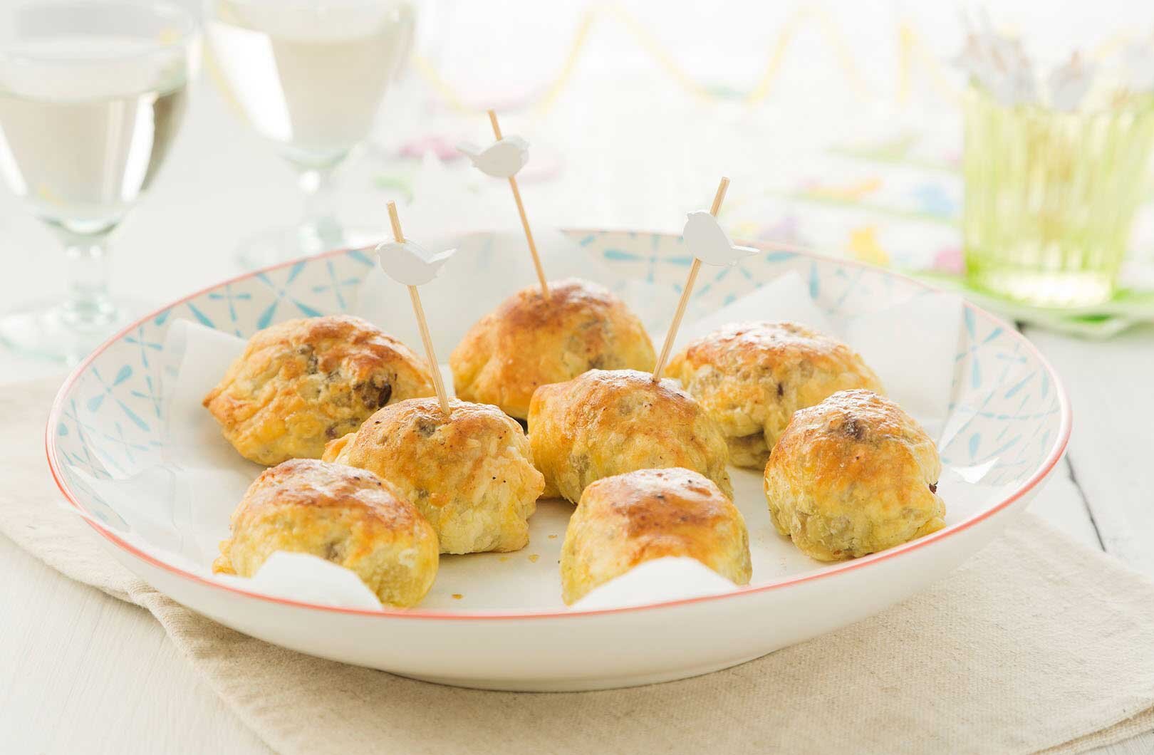 Recept: Mini pizza's van Italiaans Pizzadeeg - Koopmans.com