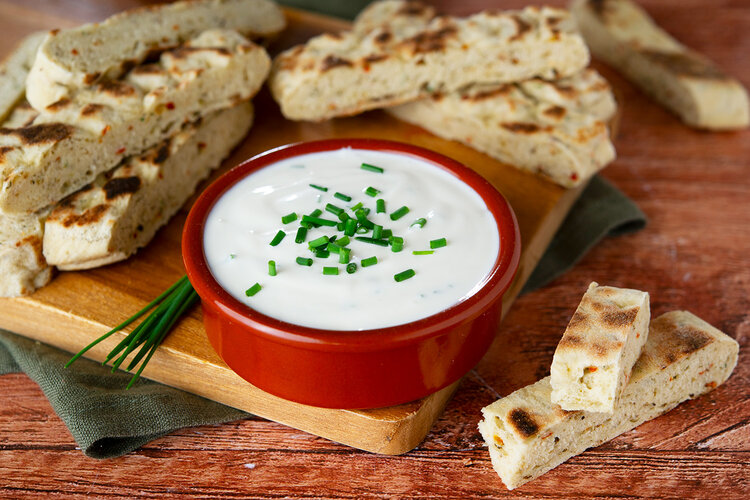 Dipsaus met Griekse yoghurt - Koopmans.com