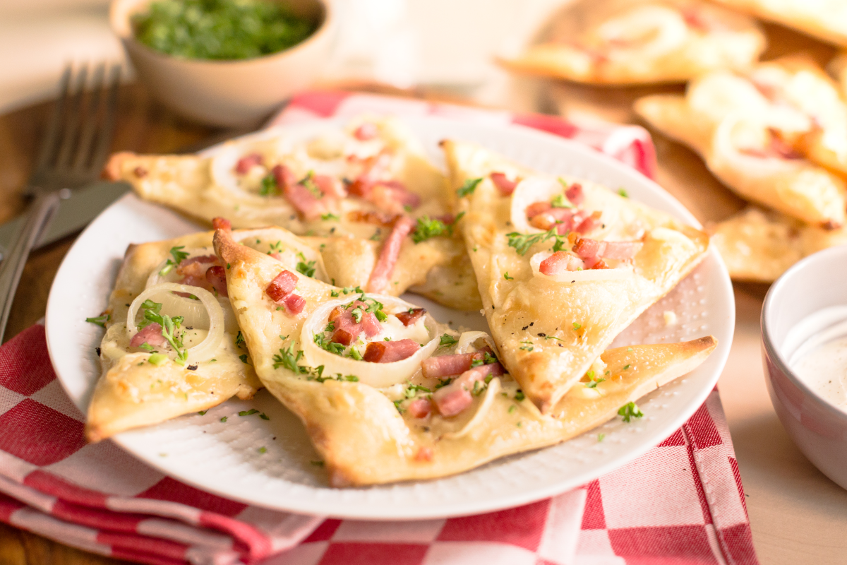Recept: Mini pizza's van Italiaans Pizzadeeg - Koopmans.com