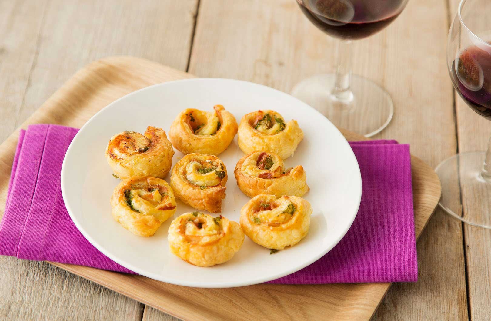 Recept: Mini pizza's van Italiaans Pizzadeeg - Koopmans.com