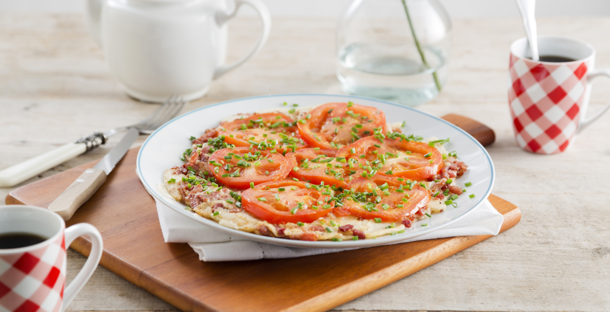 Pannenkoek met ananas en aardbeien - Recept - Koopmans.com