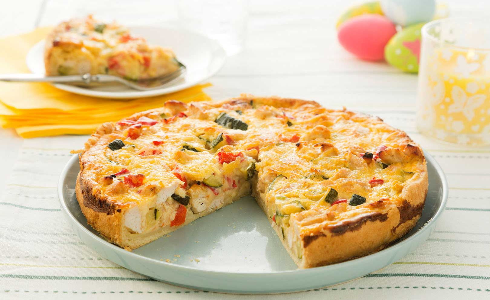 Hartige taart met kip, courgette en paprika - Recept - Koopmans.com Hartige taart met kip, courgette en paprika - Recept - Koopmans.com