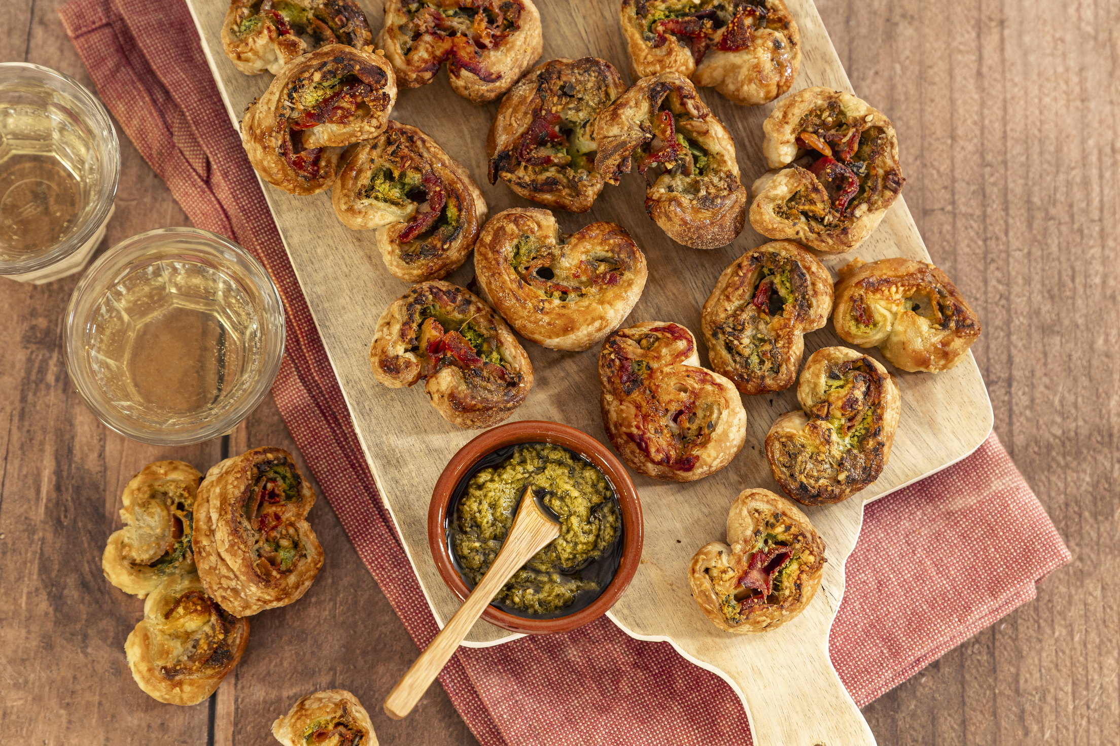 Recept: Mini pizza's van Italiaans Pizzadeeg - Koopmans.com