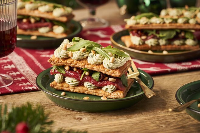 Hartige tompouce met carpaccio - Recept - Koopmans.com